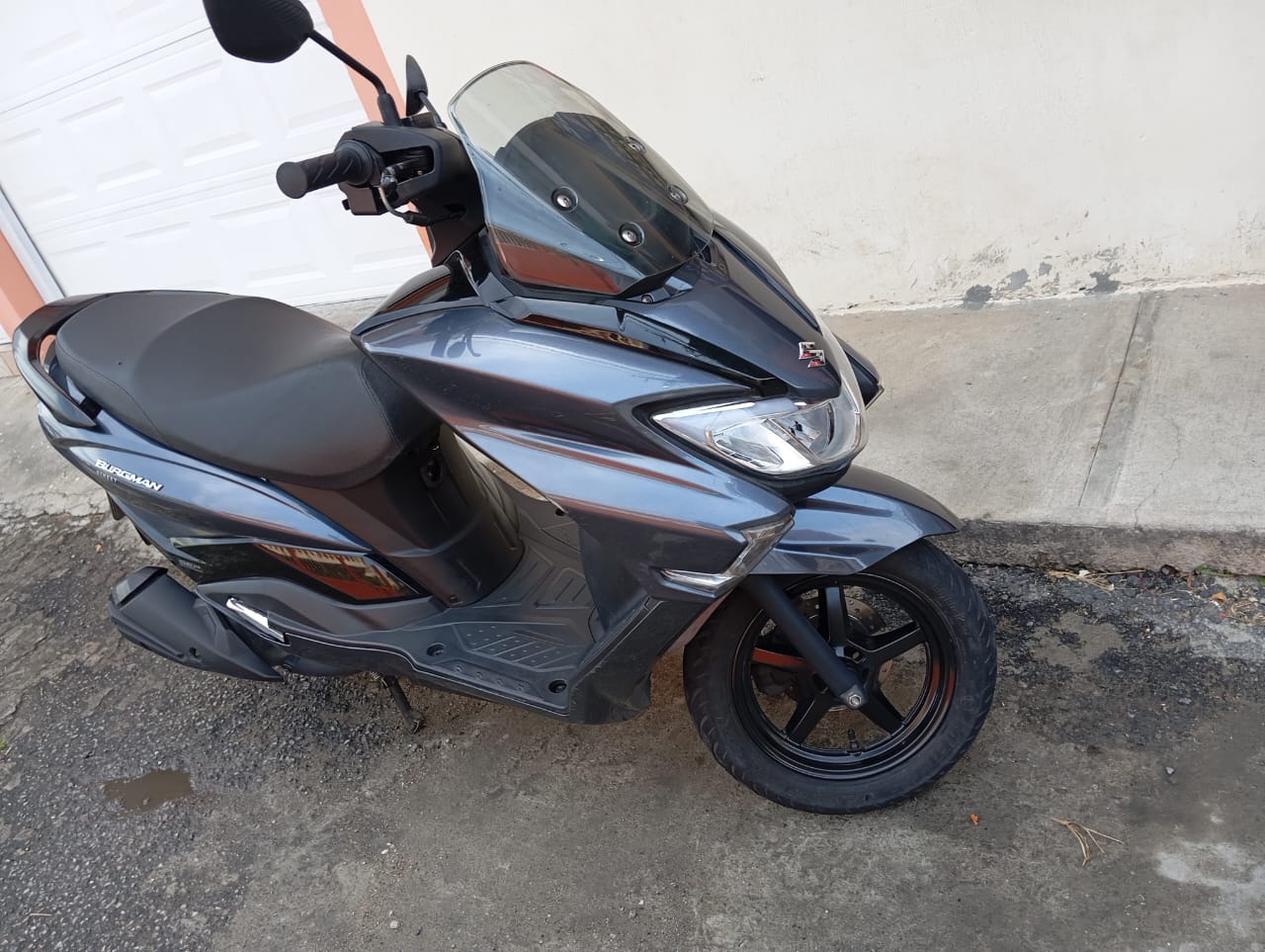 Suzuki Burgman 2024 - 33678 - Predio Virtual