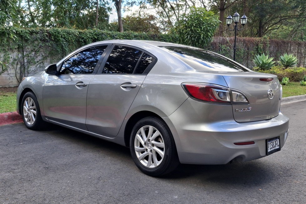 Mazda 3 2012 - 34521 - Predio Virtual